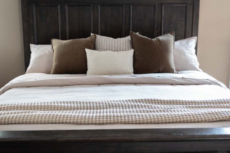 How to Create a Layered Bedding Look Like a Designer